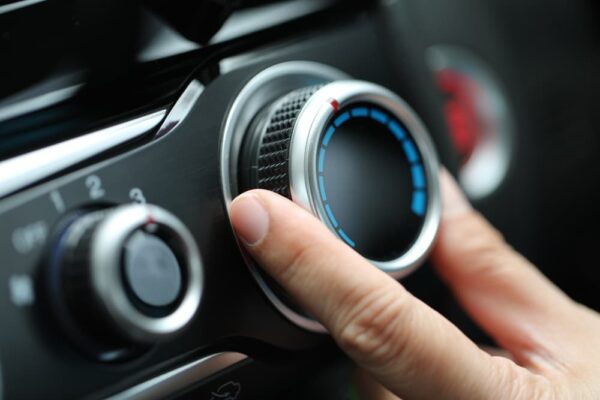 Pilihan Bengkel AC Mobil Terbaik Dengan Hasil Unggulan - Rotary Auto
