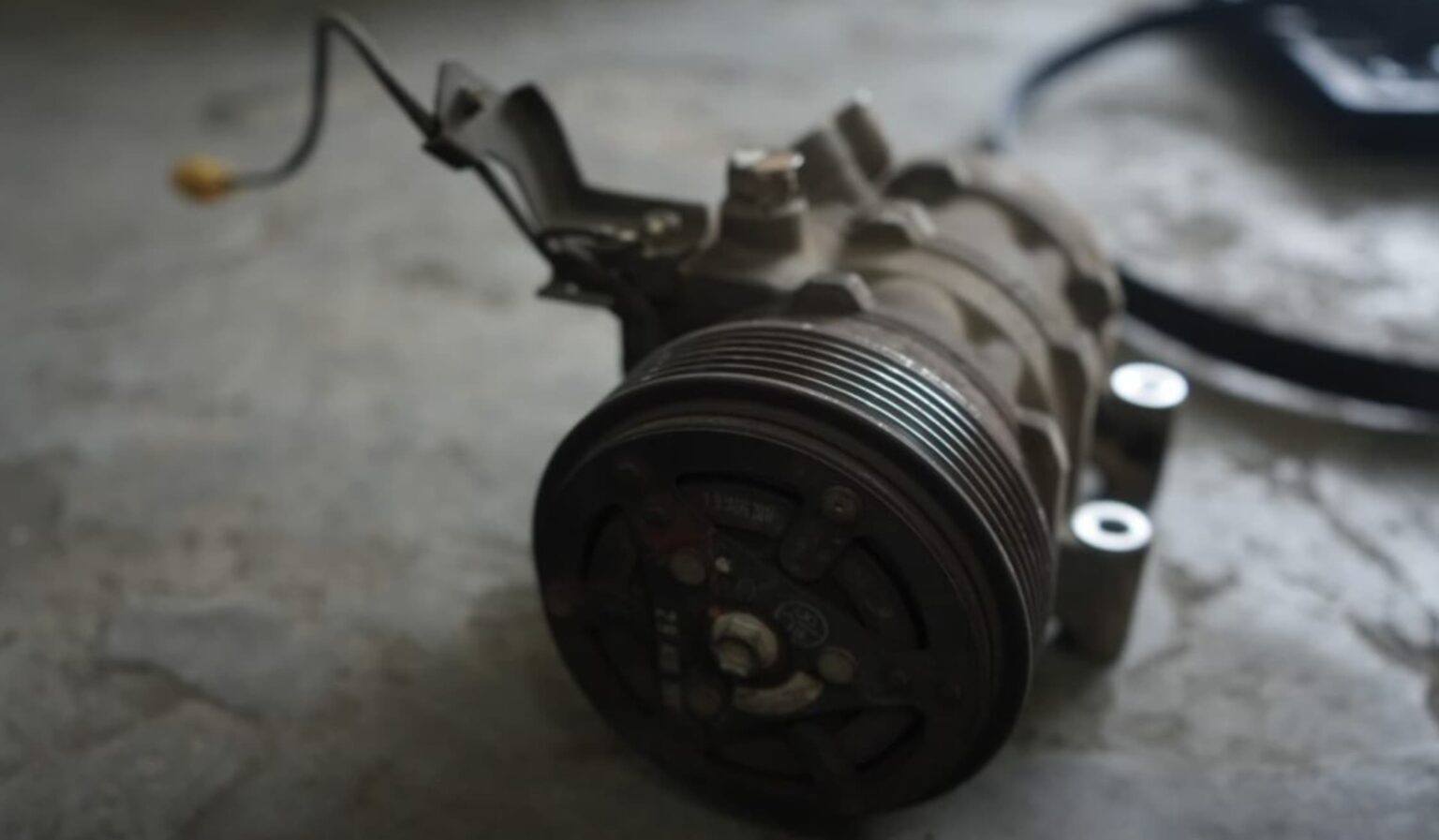 Fungsi Kompresor AC Dalam Sistem Pendingin Mobil Anda - Rotary Auto