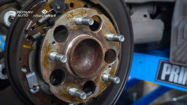 Komponen Rem Tromol Mobil: Fungsi, Perawatan, dan Perbaikan - Rotary Auto