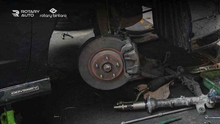 Kenali 4 Komponen Rem Cakram Mobil yang Bikin Pengereman Jadi Super ...