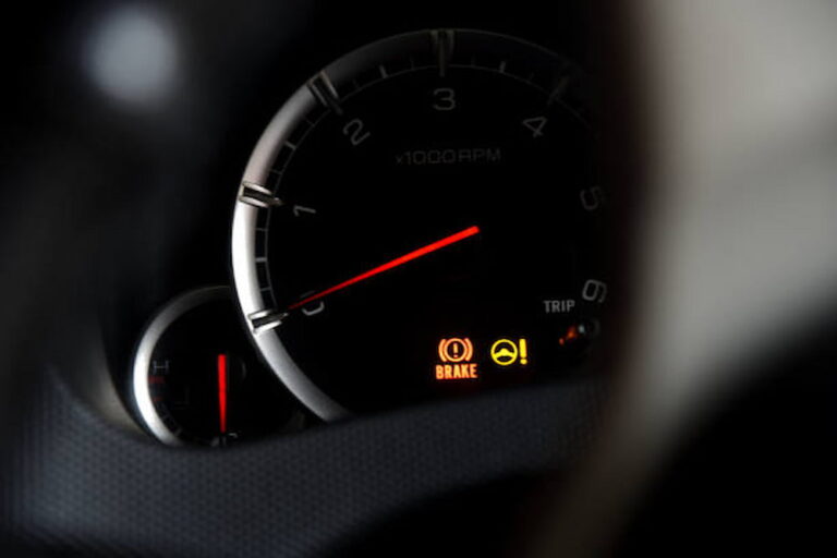 Mengatasi Indikator Power Steering Menyala - Rotary Auto