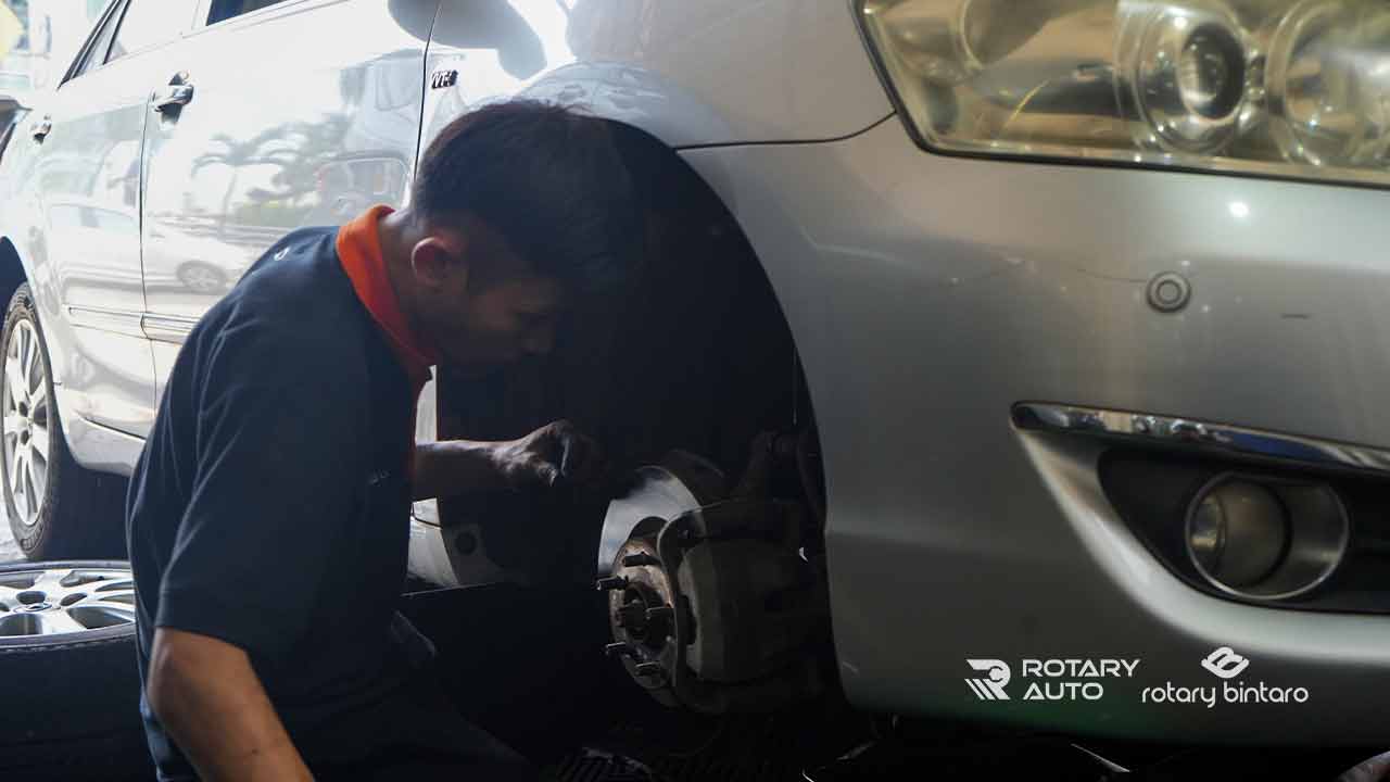 Master Rem Mobil: Fungsi, Jenis, dan Cara Perawatannya - Rotary Auto