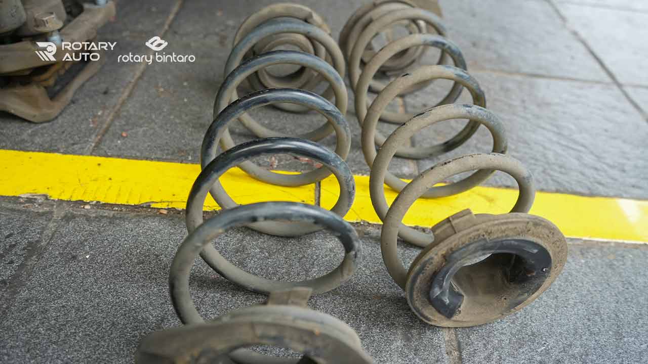 Mengenal Komponen Shockbreaker pada Kendaraan Anda - Rotary Auto