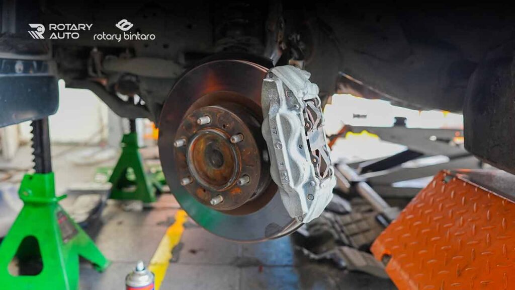 Ketahui 5 Ciri Ciri Bearing Roda Belakang Mobil Rusak yang Membahayakan ...